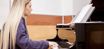 Qué es la interpretación musical en música clásica y música moderna - UAX